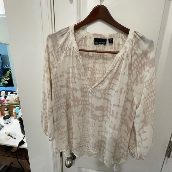 Tops | Basically Me Brand Really Cute For Work | Poshmark